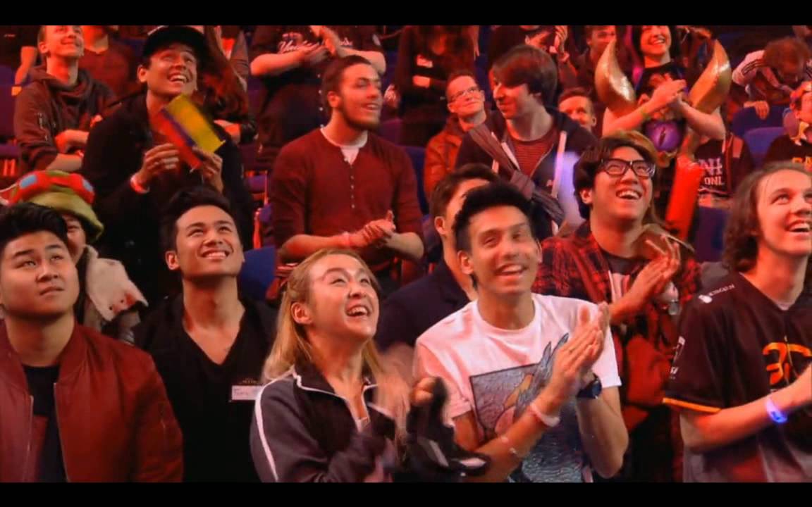 Faker Eats a Broccoli at Worlds 2015 - YouTube