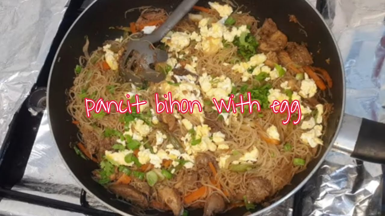 Pancit bihon||chicken +chicken liver +egg toppings must try - YouTube