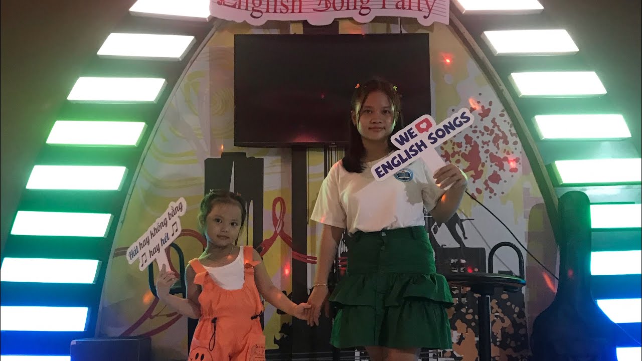 Song: ALONE ( Alan Walker) by Elsa Bảo Trân at English Song Party - YouTube