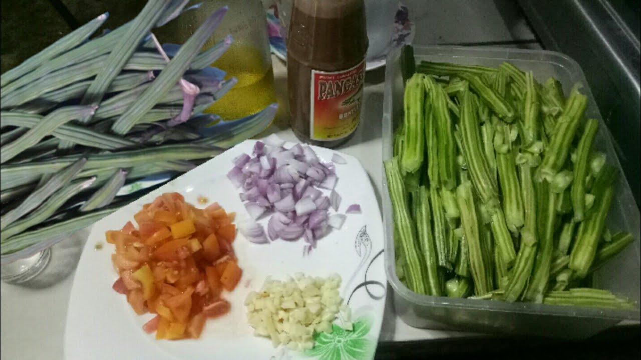 Healthy food moringa pods (bunga ng malunggay) easy to cook - YouTube