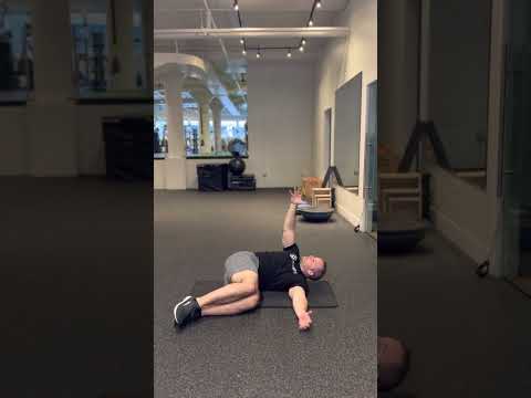 Side lying t spine rotation - YouTube