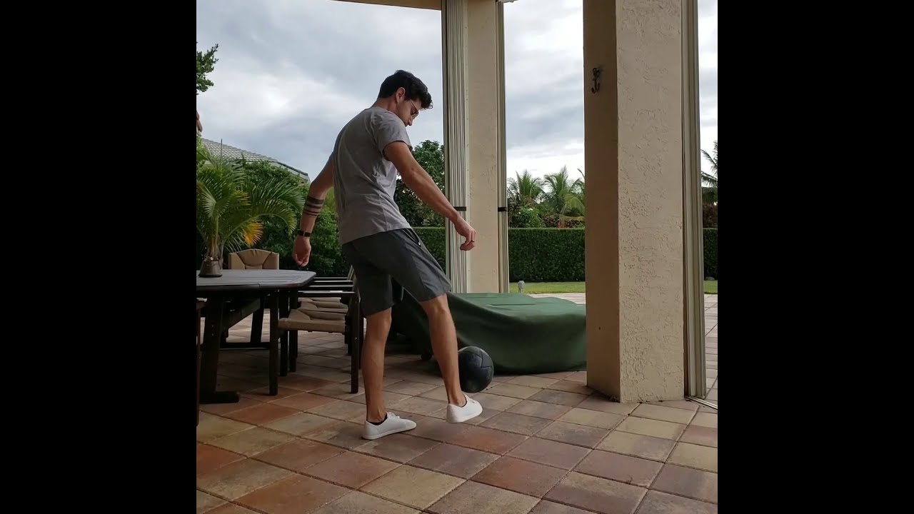 Reverse Hop the World | BFlux Tricktionary - YouTube