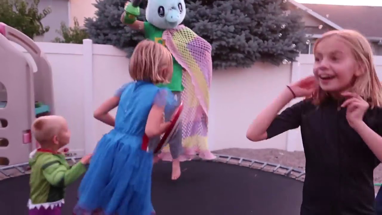 Tannerites! SUPER HERO COSTUME GYMNASTICS FAMILY CHALLENGE!! Tannerites ...