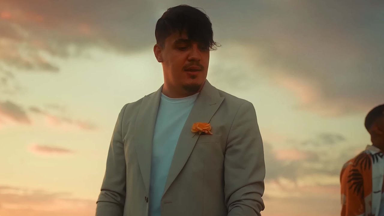 Bogdan DLP - Vreau sa uit de Amar 💙 HITUL VERII 2022 - YouTube