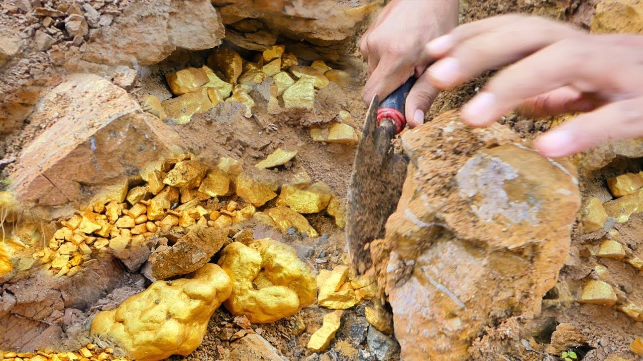 Oh found expensive gold under mountain rock-Mining gold expert - YouTube