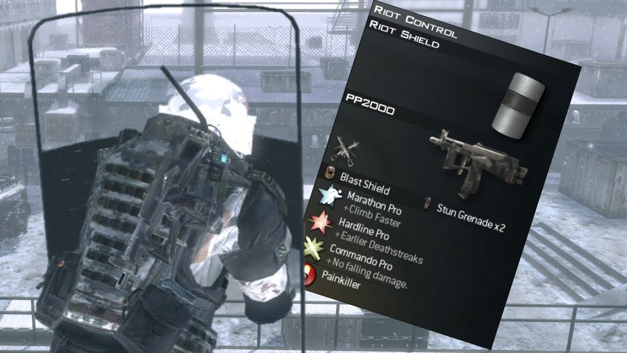 The Default Riot Shield Class Was Secretly Genius - YouTube