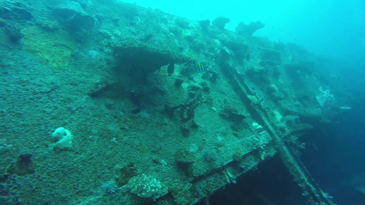 DIVING on the bounty wreck GILI TRAWANGAN ISLANDS - YouTube