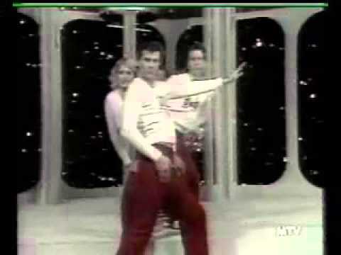 Danny & Armi - I Wanna Love You Tender - YouTube