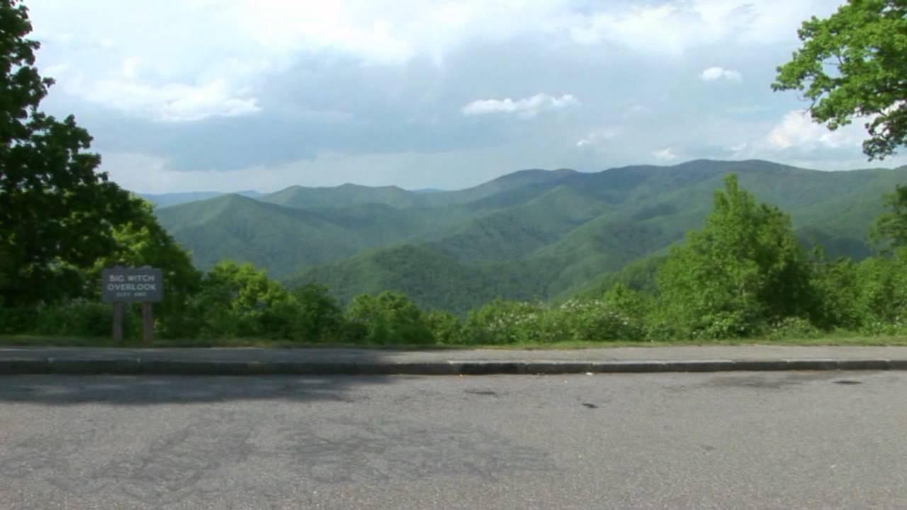 Big Witch Overlook Blue Ridge Parkway - YouTube