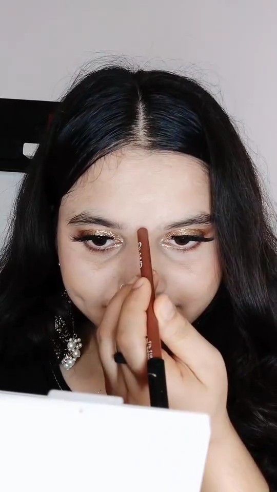 Viral hack for bindi ️#hack #makeup #viral #makeuphack #trending # ...