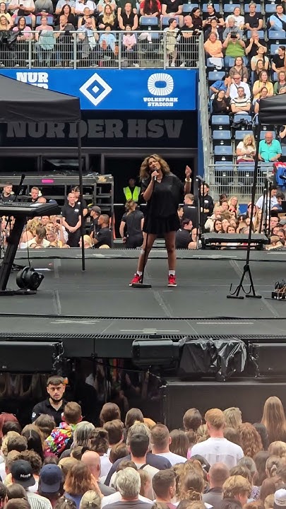 Tori Kelly - alive if I die (live) Hamburg 06.07.25 #concert #music #live #livemusic - YouTube