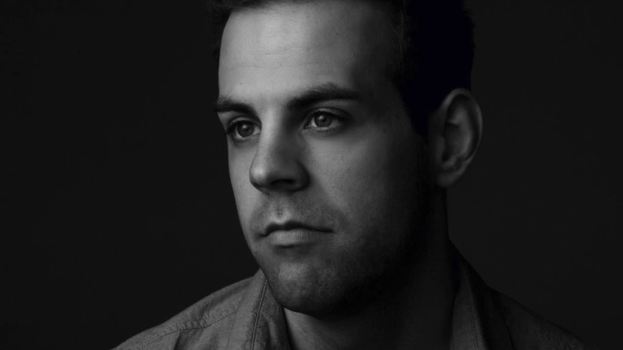 Singer reel - YouTube