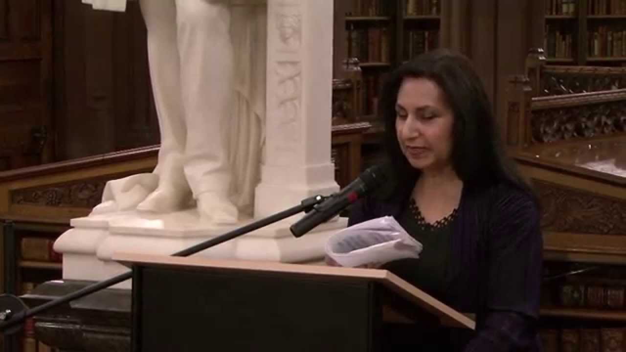 Imtiaz Dharker reading at Poets and Players on November 14th 2014 - YouTube