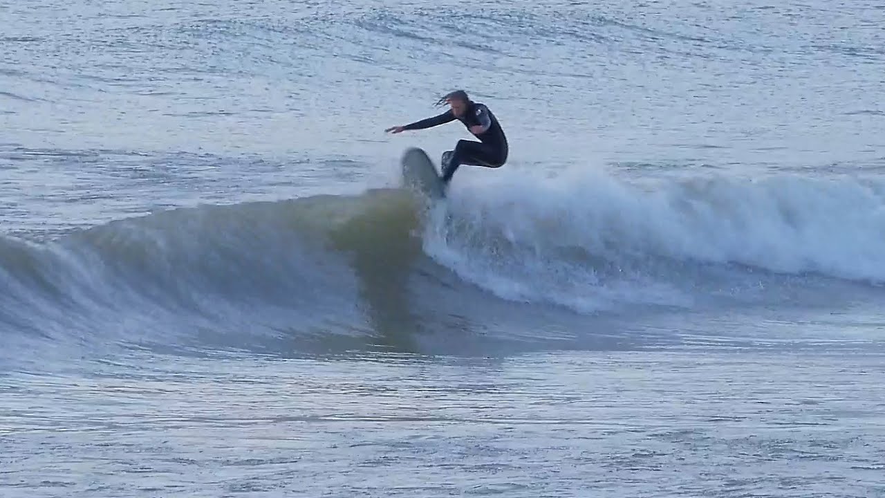 2024.09.23 fall wisconsin surf, great lakes surfing - YouTube