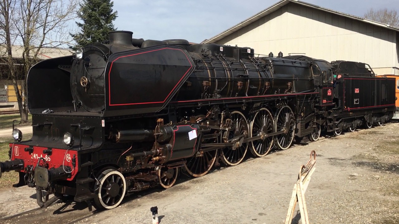 Dampflok 241 A 65 - YouTube