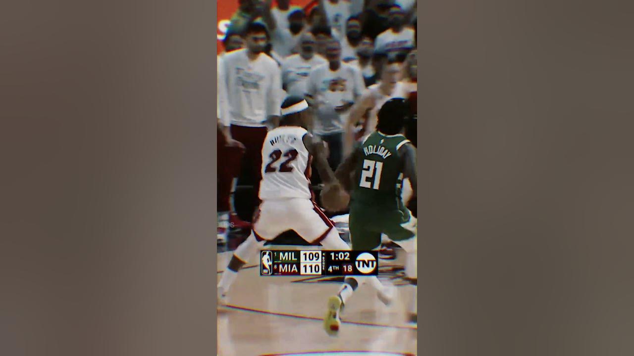 Jimmy Butler SHOCKED Giannis 😳 #shorts - YouTube