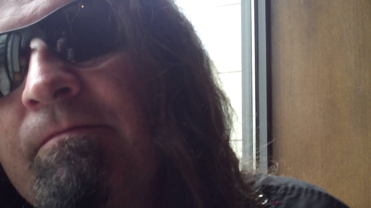 Darrell Dwarf Millar Musicians In Bars Getting Beer e1.13 pt01 - YouTube