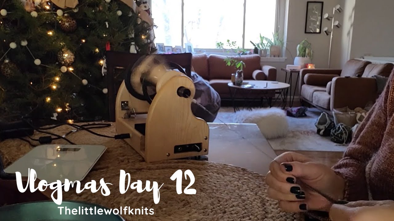 Vlogmas Day 12 :: a super *wicked* thursday :: thelittlewolfknits - YouTube