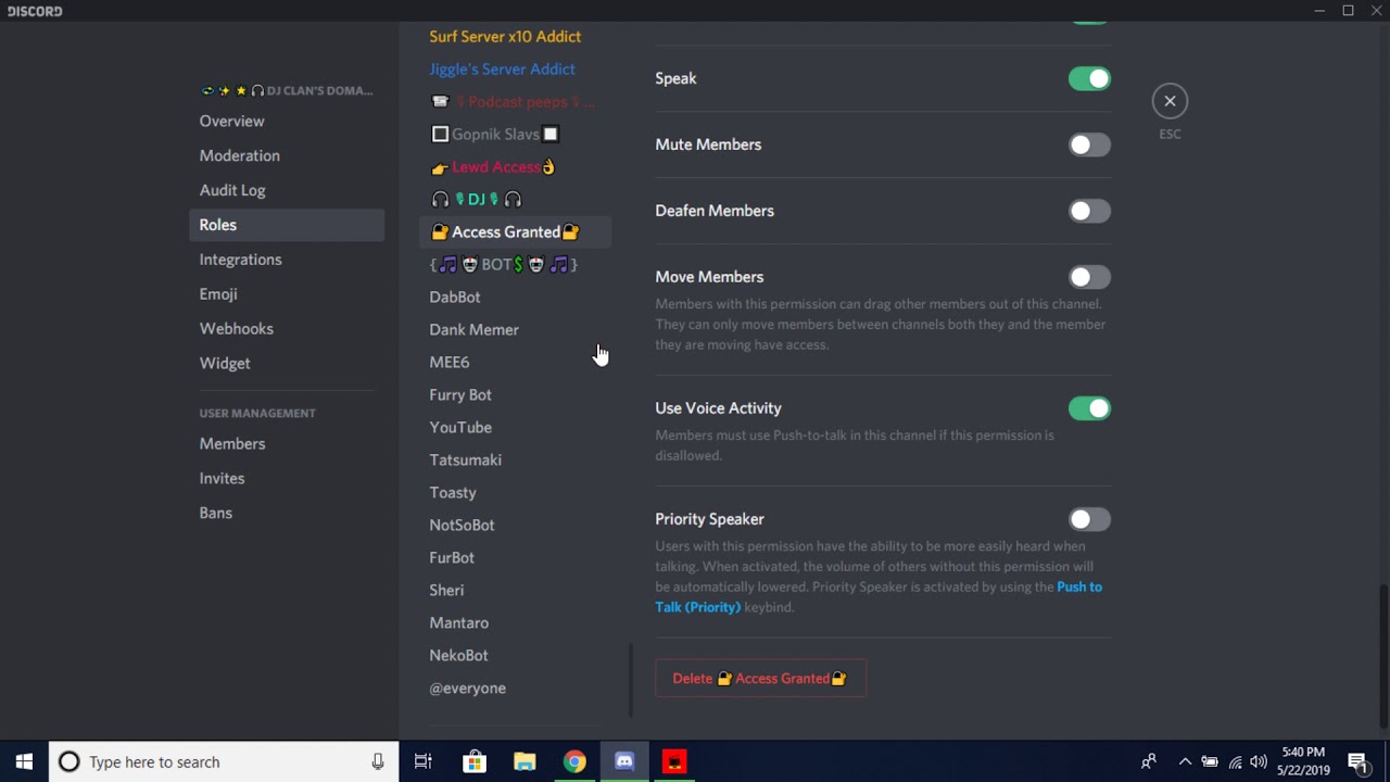 Raiding A Cancerous Discord Server! - YouTube