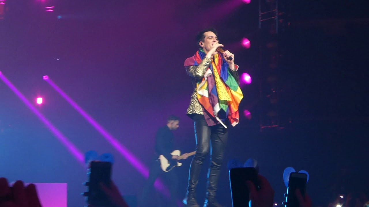 Panic! At The Disco - Girls / Girls / Boys @ Lotto Arena, Antwerp ...