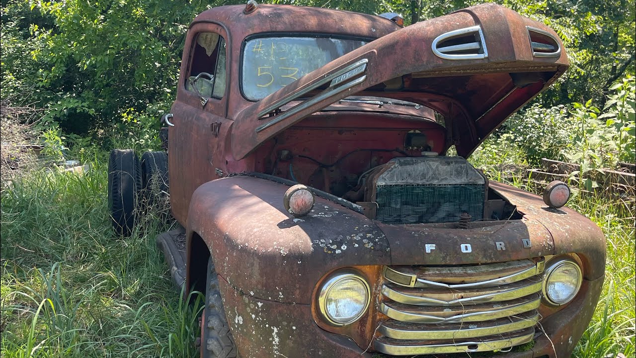 Will it run after 56 years 1948 ford flathead v8 truck - YouTube
