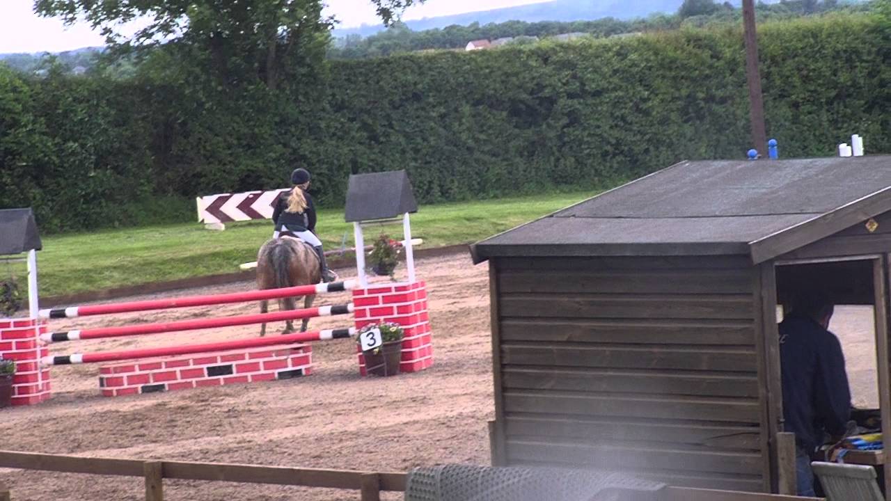 Polly Douglas and Just Roana - YouTube