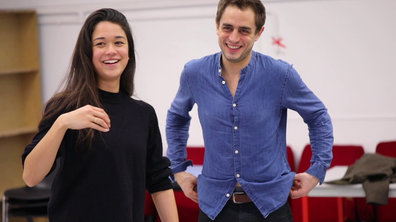 Les souliers rouges: les répétitions - YouTube