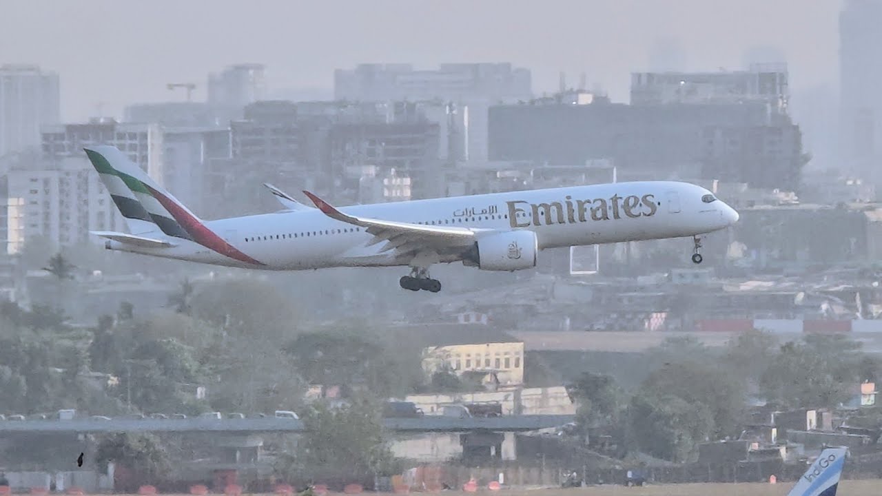 Emirates BRAND NEW Airbus A350-941 A6-EXA - YouTube