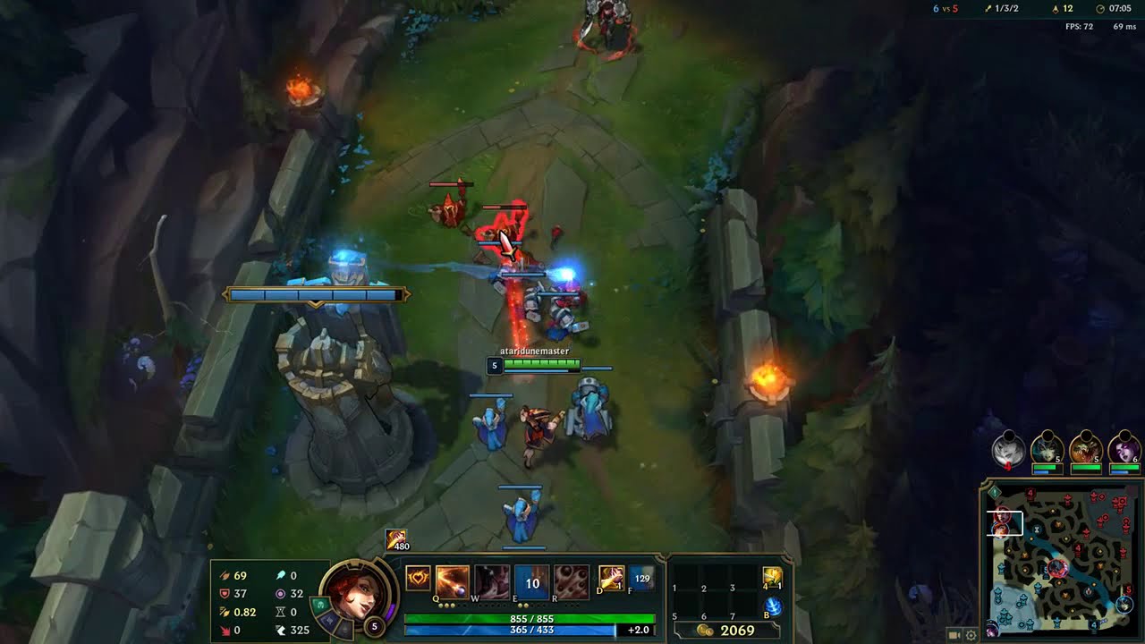 League of Legends gameplay on Windows 10 - YouTube