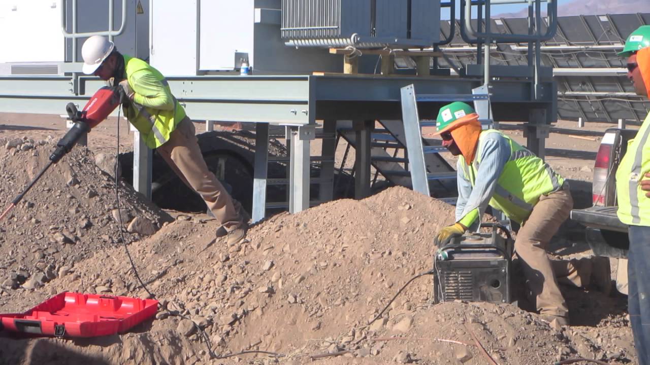 Installing a ground Rod - YouTube