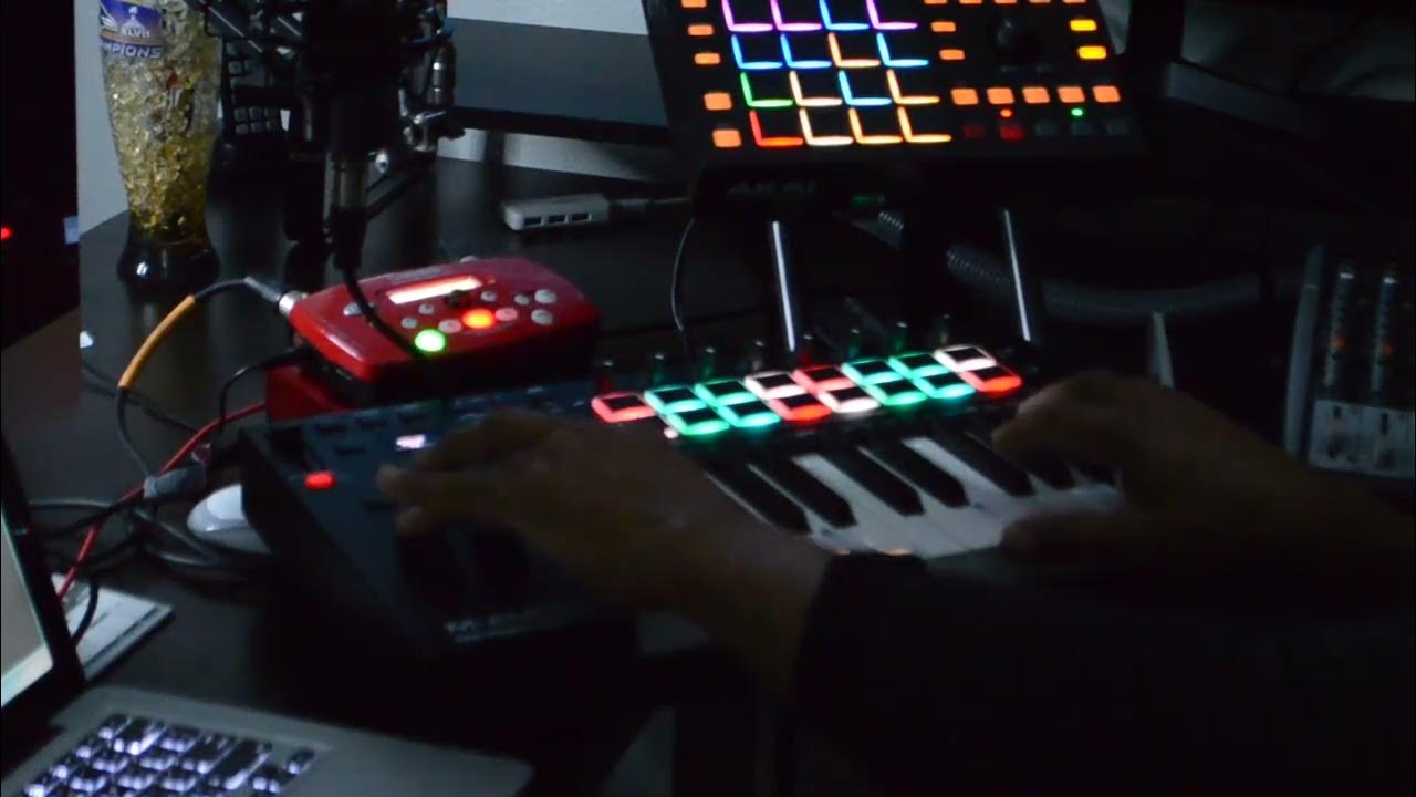 Night Talk is a song that was made using the MPC ONE. Smooth Jazz - YouTube