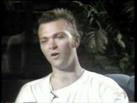 John Allaire (The Town Cryers) interview 1987 - YouTube