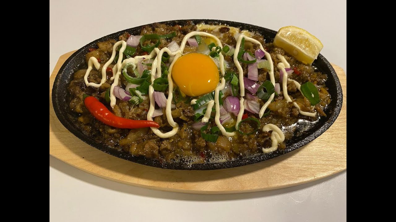 Sizzling Sisig - Paa ng Baboy - YouTube