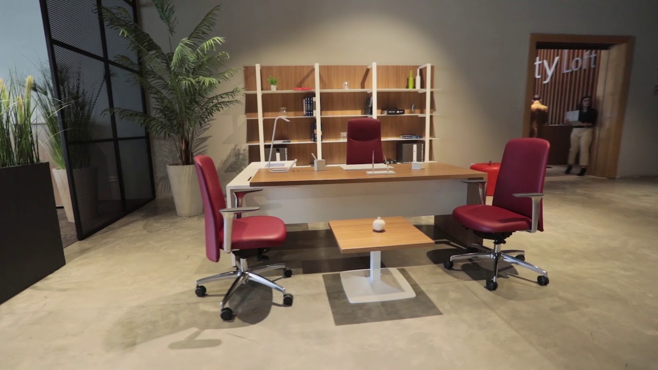 City desk showroom visit. - YouTube