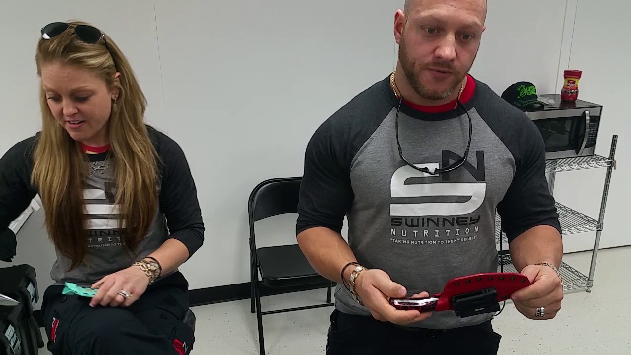 Delivering Justin Swinney's blades, of Swinney Nutrition. - YouTube