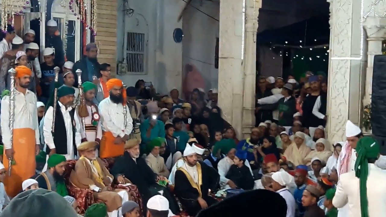KHANQAH E RIFAI || RATIB E RIFAI || VADODARA 2017 - YouTube