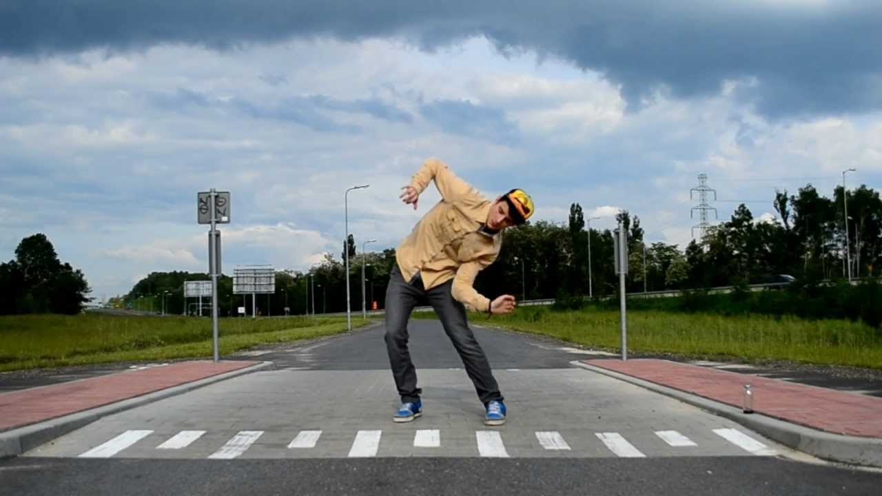 FreeStyle [Dubstep Potion inspired by iGLIDE] - YouTube
