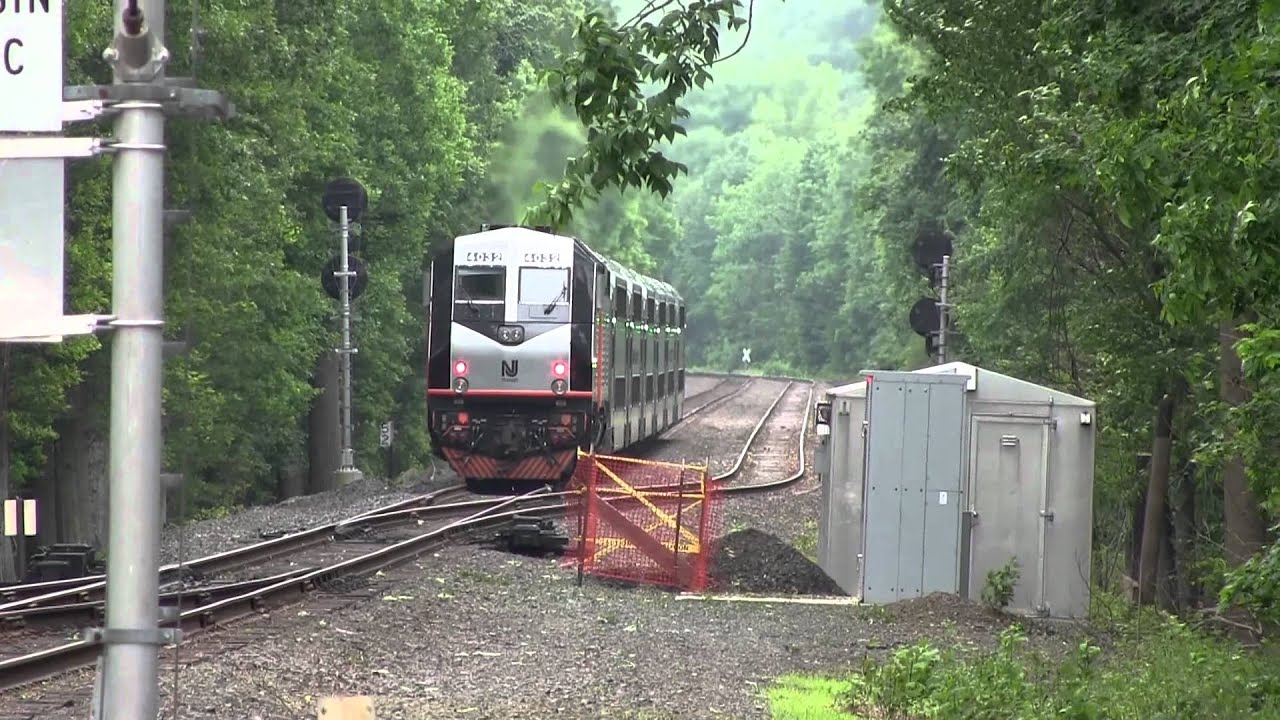 NJT Trained Powered By PL42AC #4032 Arrives And Departs High Bridge ...