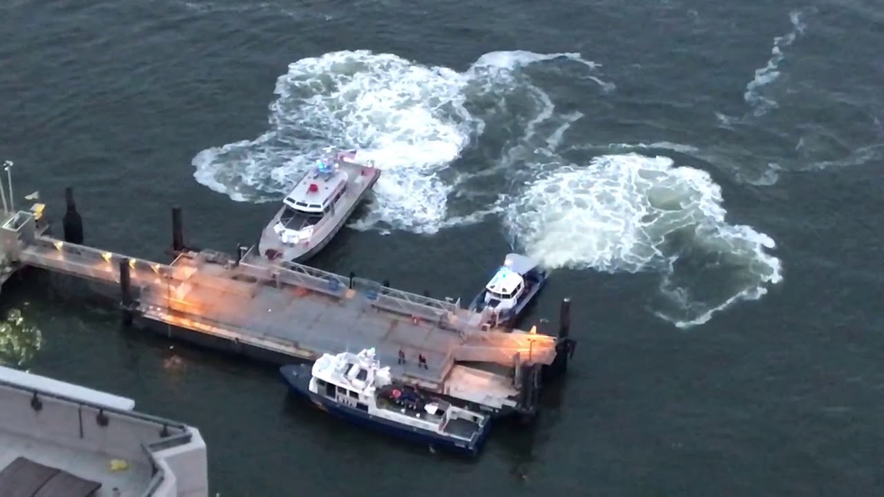 NYPD Rescue Man From Water Near East 34th Street Ferry Terminal - YouTube