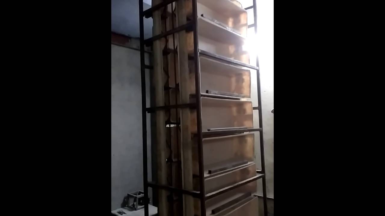 VERTICAL ROTARY STORAGE & RETRIEVAL SYSTEM - YouTube