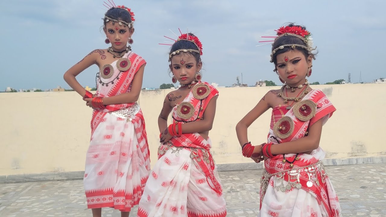 Kada Dili Sada Kapore ft. Paromieta Jhumur Song | Bangla New Song ...