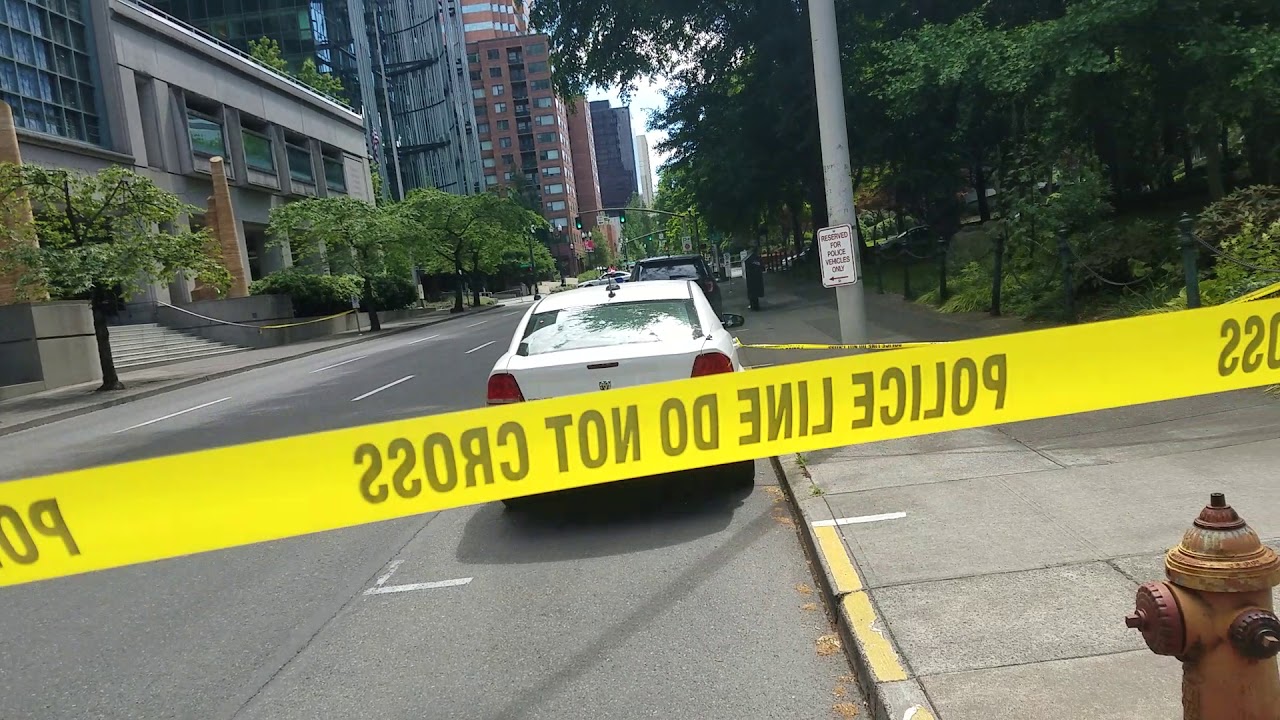 bomb threat in downtown Portland - YouTube