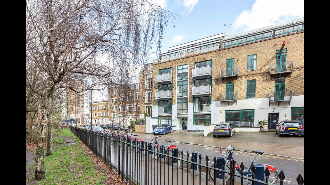 1 bed apartment with Juliet balcony and walk in wardrobe on Martello ...