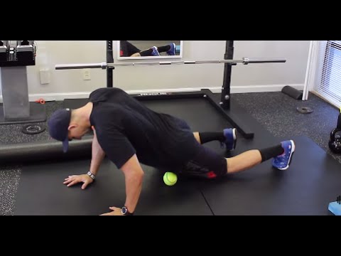 Quad Smash - Relieve tight quads - YouTube