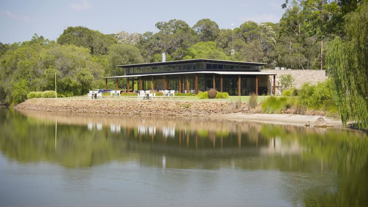 Destination WA - Eight Willows Retreat - YouTube