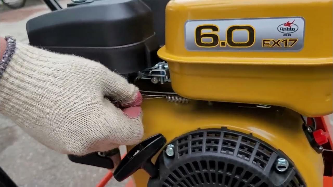 콤팩타 로빈 EX17 보도블록 깔기전에 흙이나 모레를 다져주고 보도블록 을 깔죠! 콤팩타에 장착된 로빈 엔진은 동급대비 내구성이 아주 좋아서 저희는 로빈엔진만 고집합니다 ...