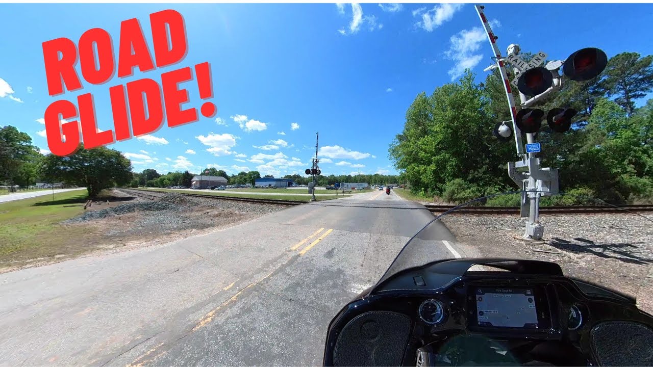 Road Glide Ride - Little Talking, Mostly Riding - YouTube