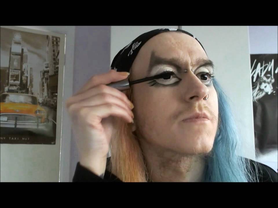 Broken Ventriloquist Dummy/Doll Make-Up Tutorial - YouTube