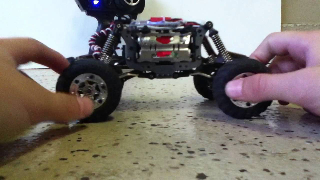 RC TRAVELERS-Redcat Sumo Crawler Review - YouTube