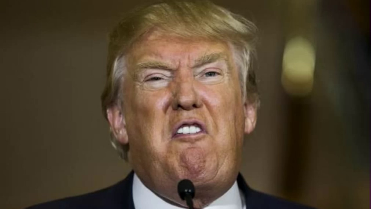 Top 5 Funny Faces Of Donald Trump - YouTube